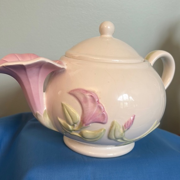 Teleflora | Kitchen | Vintage Teleflora Porcelain Tea Pot | Poshmark